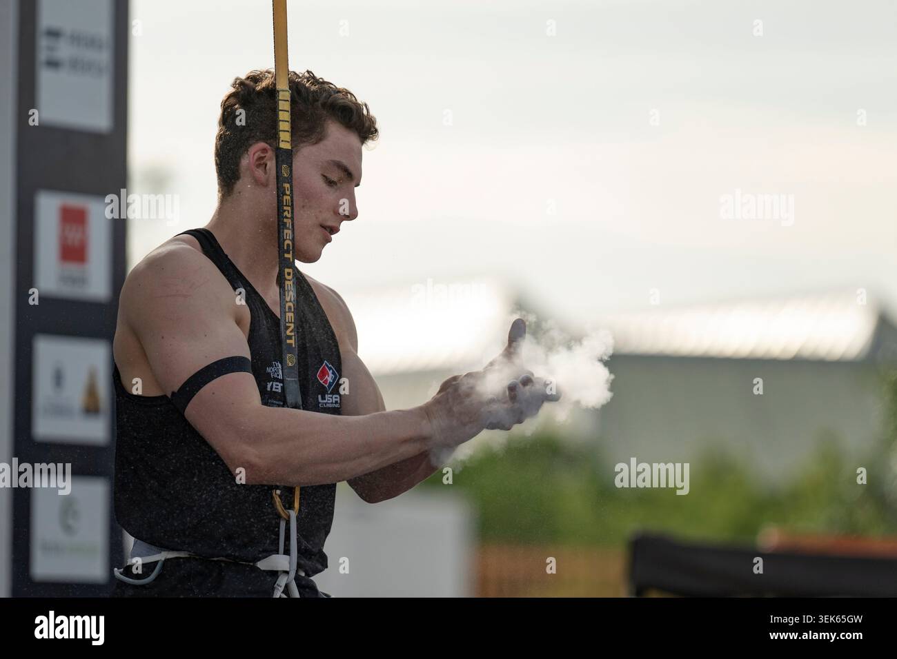 Alcobendas, Madrid, Spain. 31 May 2026. Climber Zach Hammer (USA) claps ...