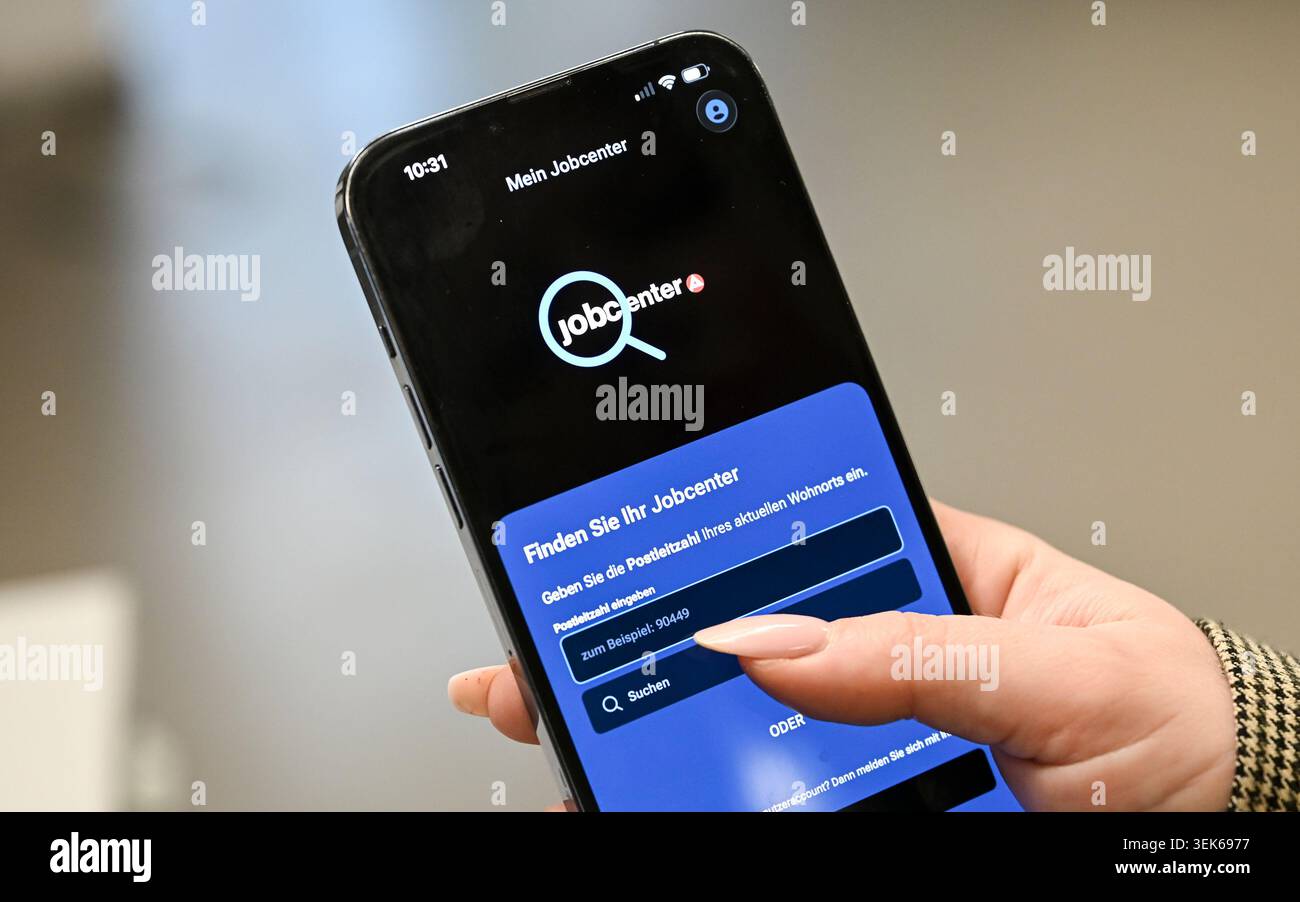 ILLUSTRATION - 05 March 2026, Berlin: A woman holds a smartphone with ...