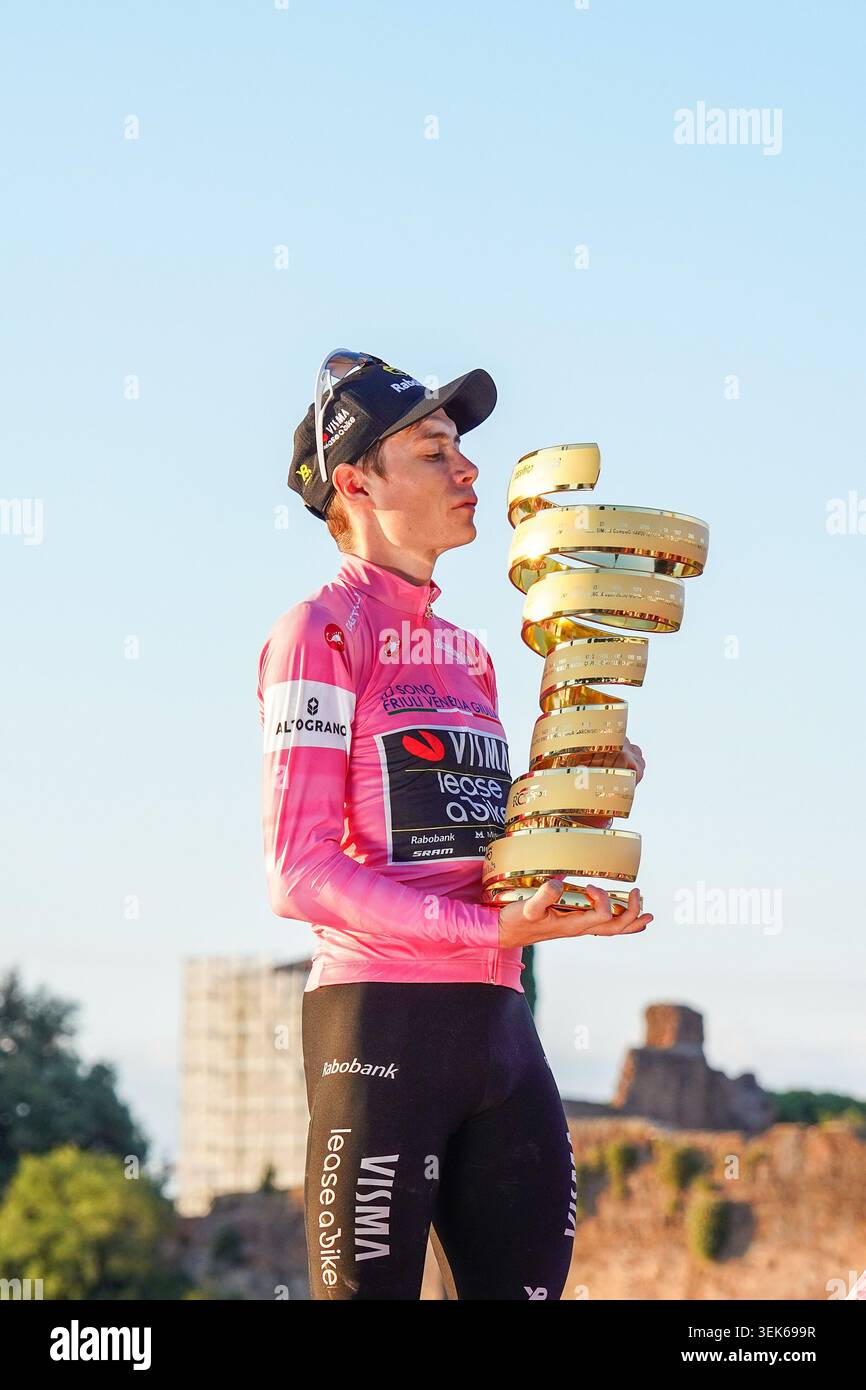 IPA85234547 - VINGEGAARD Jonas (TEAM VISMA LEASE A BIKE) wins the Giro ...