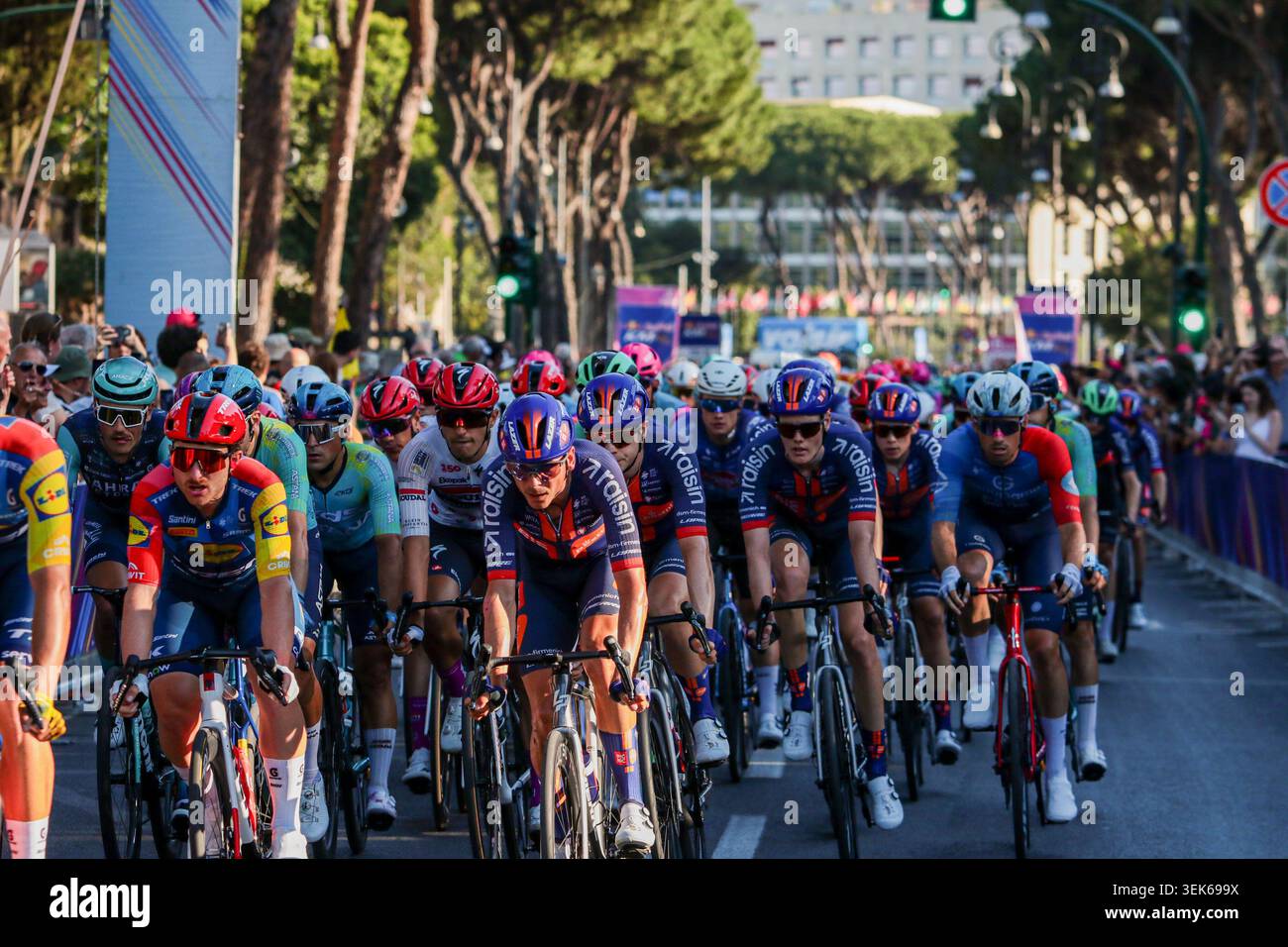 IPA85234886 - TEAM PICNIC POSTNL RAISIN during Rome - Rome, Giro d ...