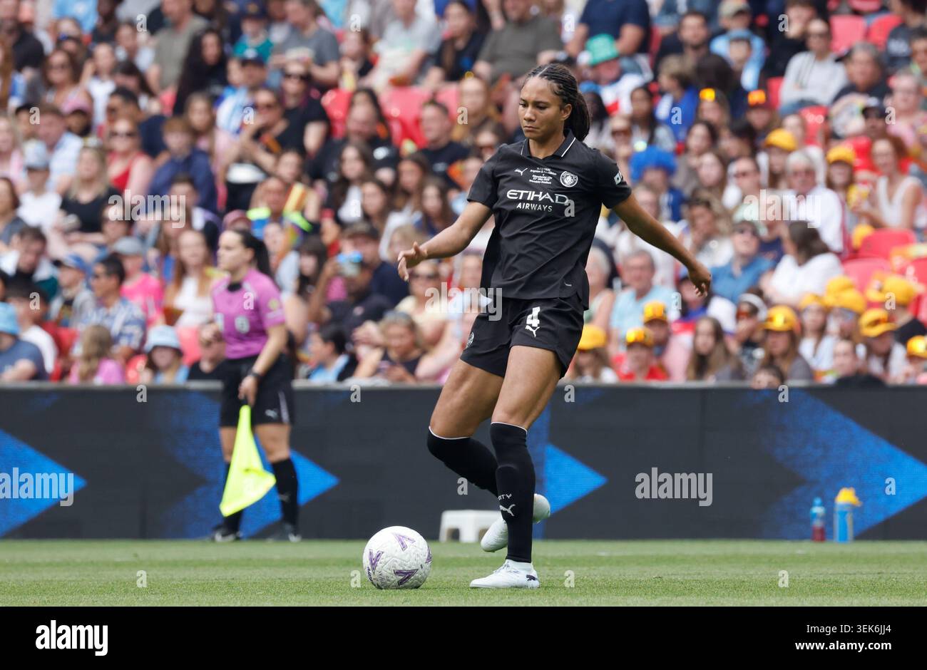 LONDON, ENGLAND - Jade Rose of Manchester City WFC in action during The ...