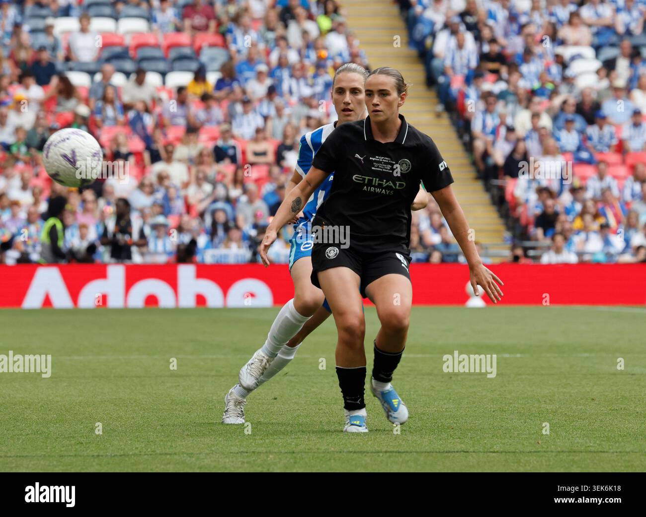 LONDON, ENGLAND - Grace Clinton of Manchester City WFC in action during ...
