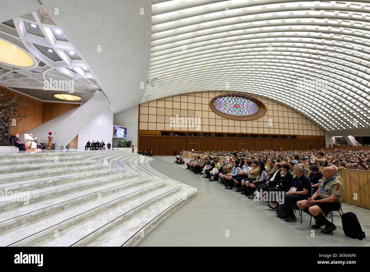IPA85237113 - Italy, Rome, Vatican, 2026/6/1 Pope Leo XIV greets ...