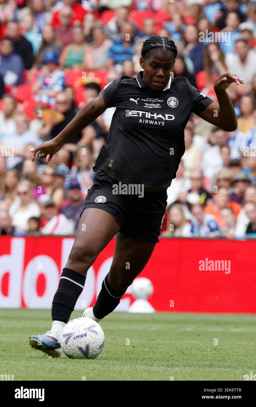LONDON, ENGLAND - Khadija(Bunny)Shaw of Manchester City WFC in action ...