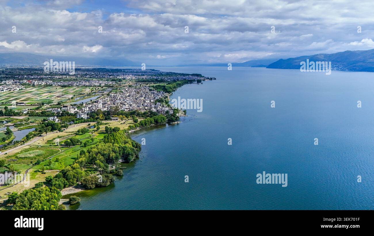 (260601) -- DALI, June 1, 2026 (Xinhua) -- This aerial drone photo ...