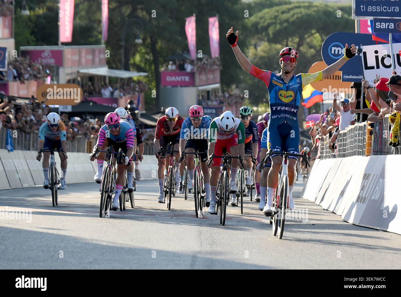 IPA85240799 - Jonathan Milan during Rome - Rome, Giro d'Italia race in ...