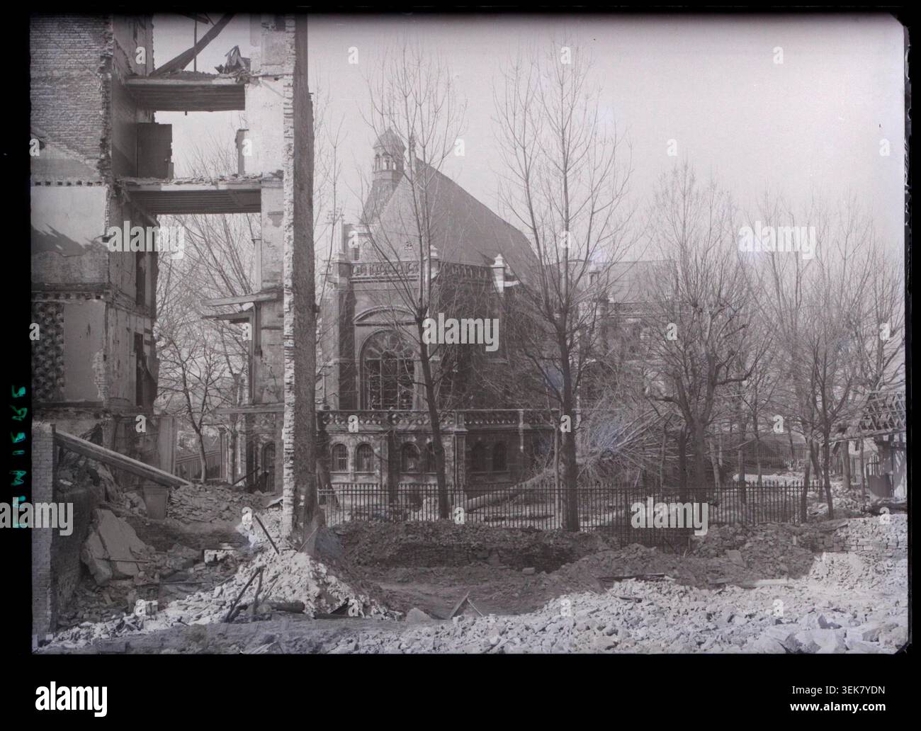 World war ii church damage le havre hi-res stock photography and images ...
