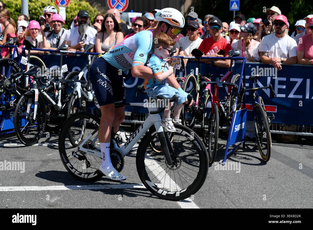 IPA85241431 - William Mullen during Rome - Rome, Giro d'Italia race in ...