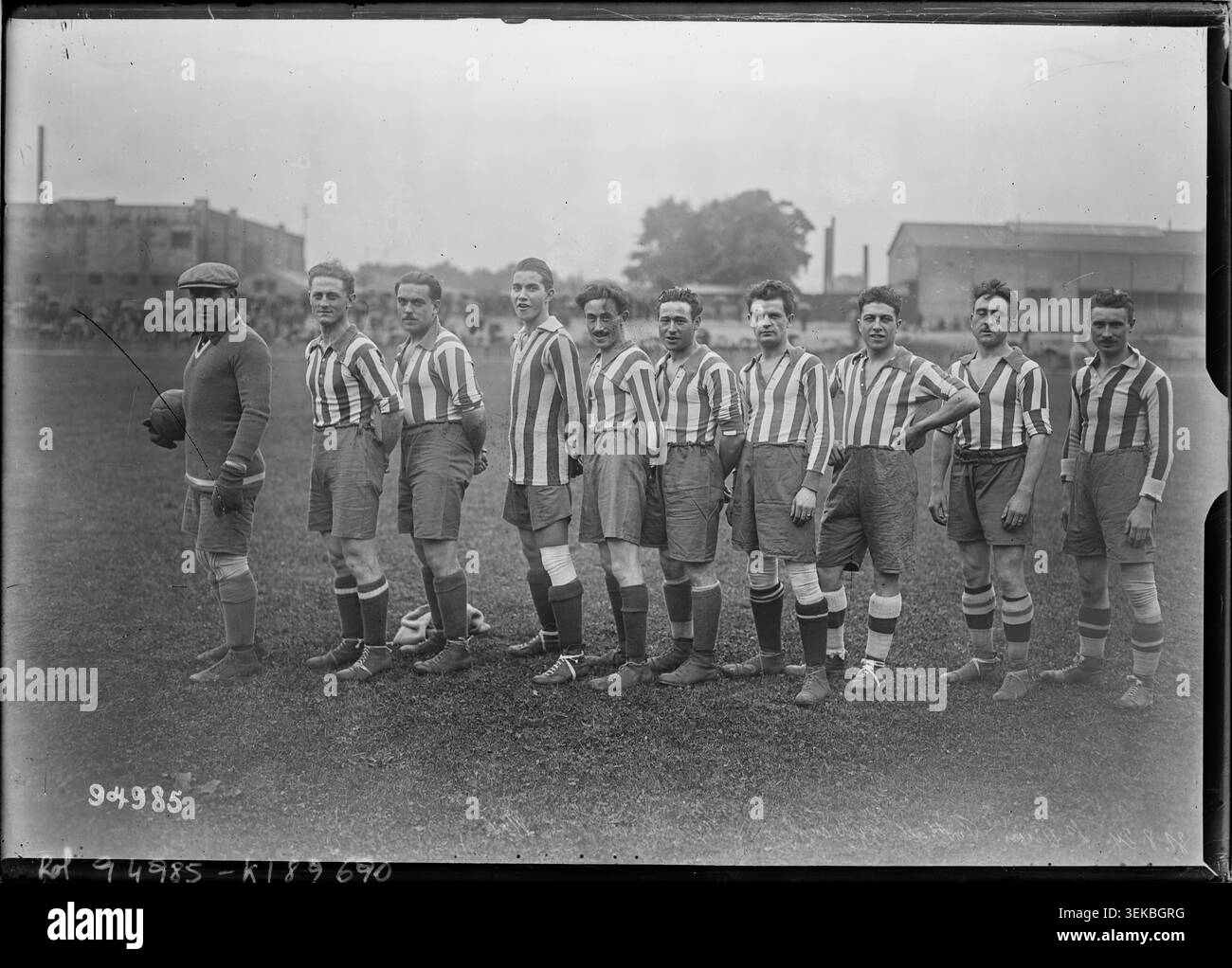 Collective portrait football athletes Black and White Stock Photos ...