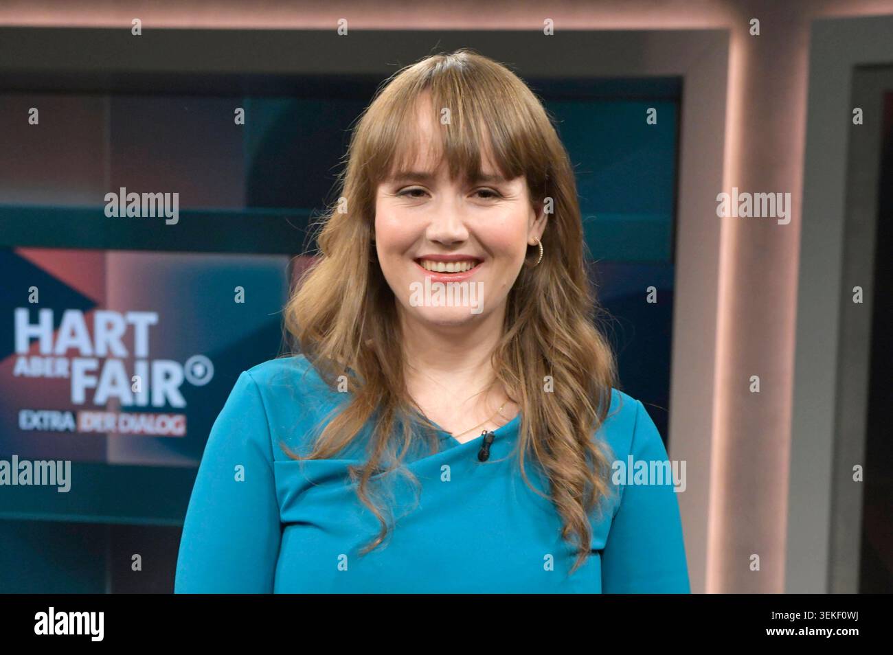 Ricarda Lang in der ARD-Talkshow hart aber fair im Studio Adlershof ...