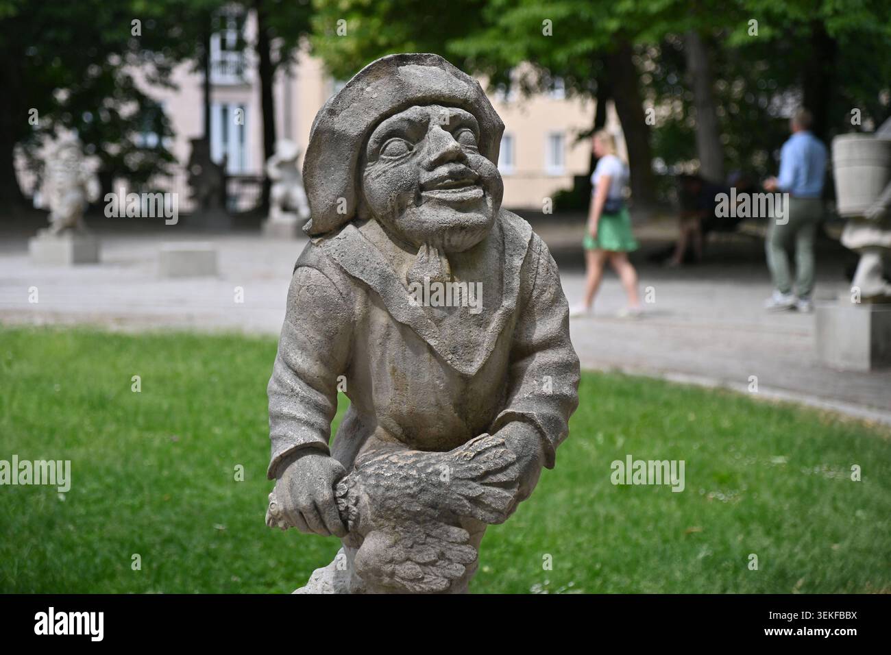 Sazburger Zwergerlgarten,Mirabellgarten,steinerne Gartenzwerge.Zwerge ...