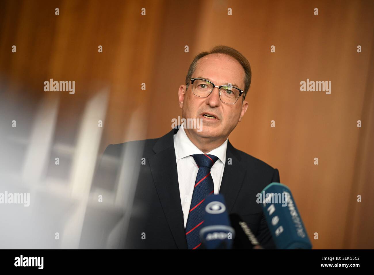 dpatop - 02 June 2026, Berlin: Federal Minister of the Interior ...