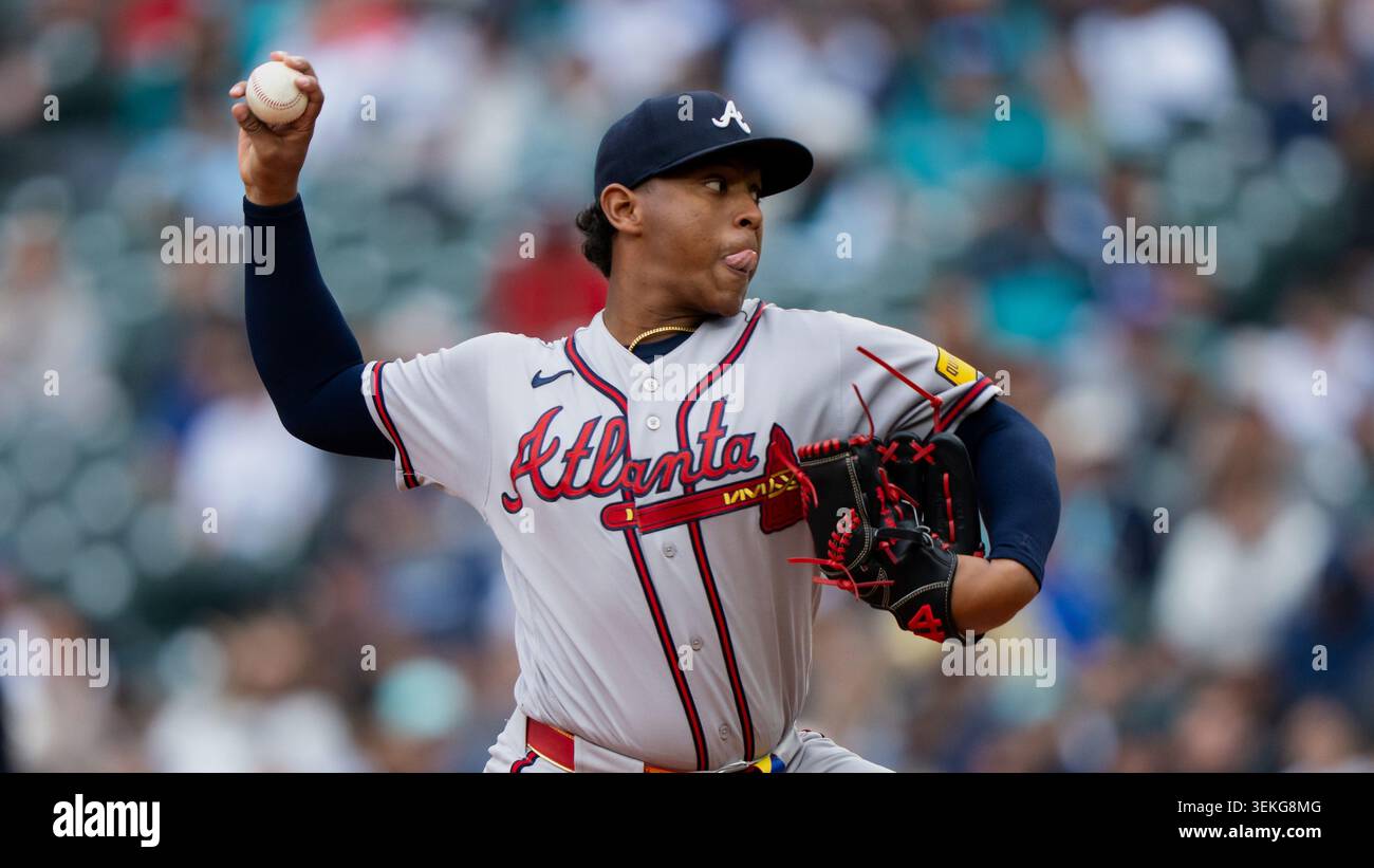 Atlanta Braves reliever Didier Fuentes delivers a pitch during a ...