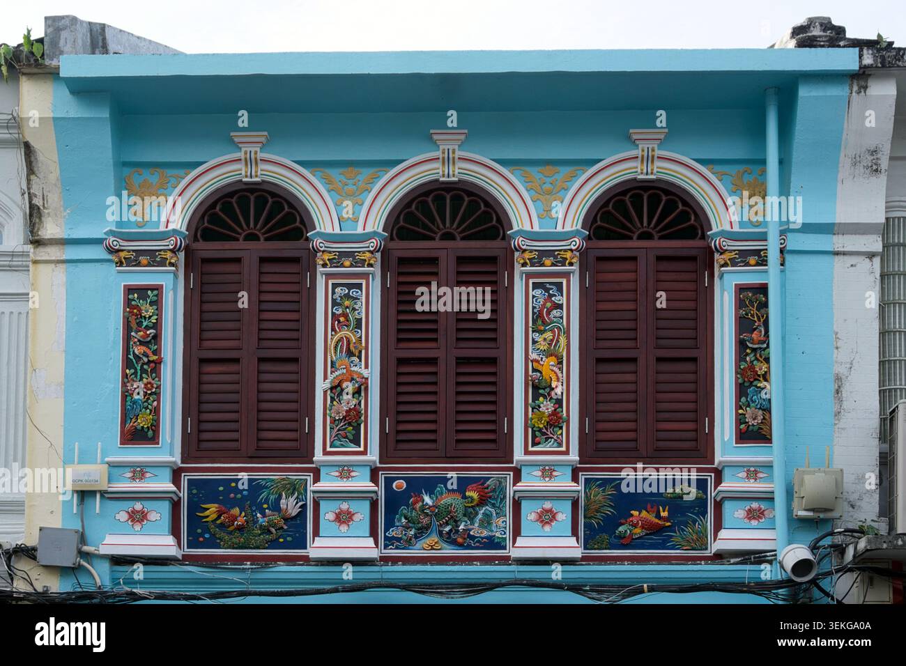 Colourful Sino Portuguese architecture building in Phuket Town ...