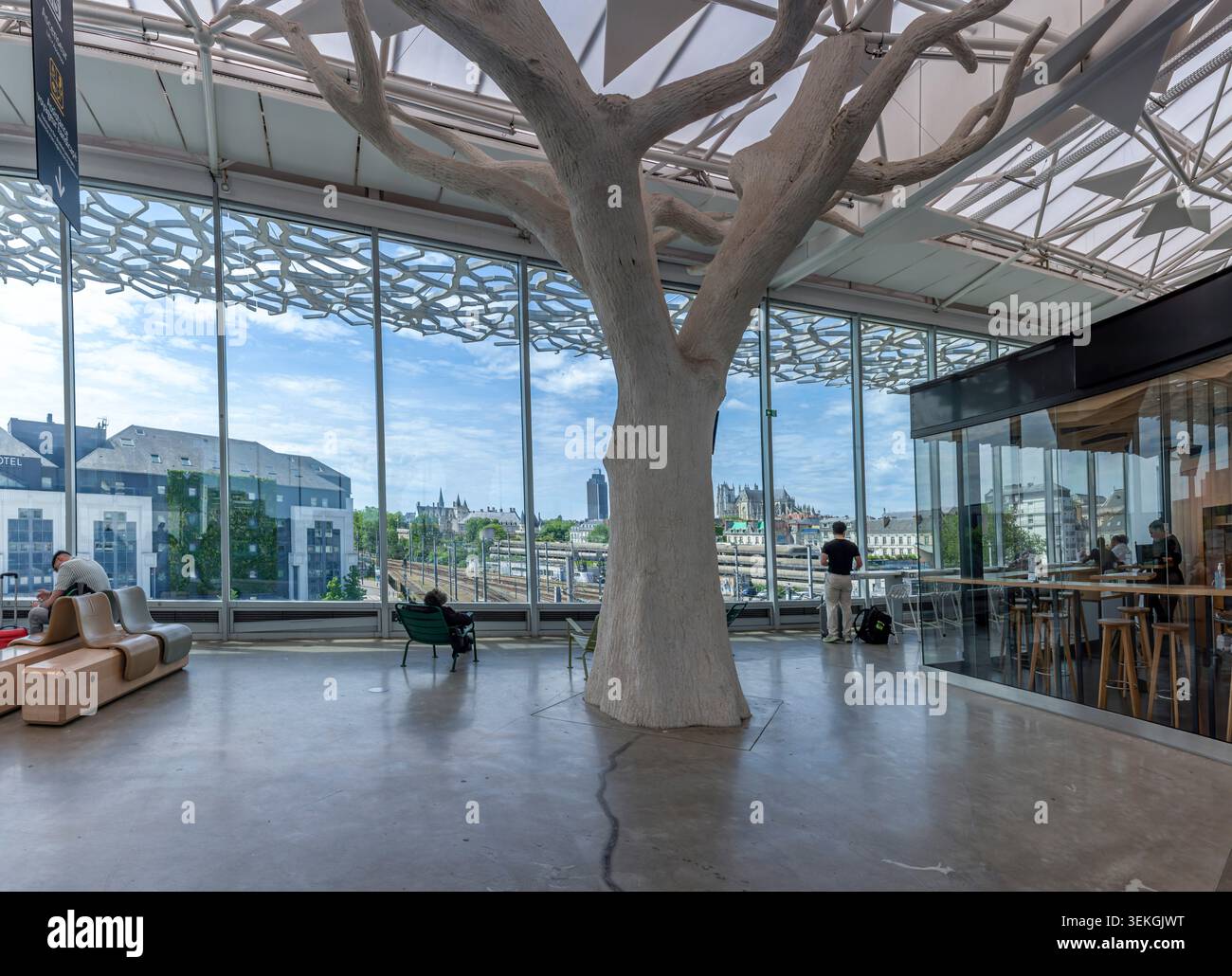 Nantes, France - 05 09 2026: Nantes railroad station. The mezzanine ...