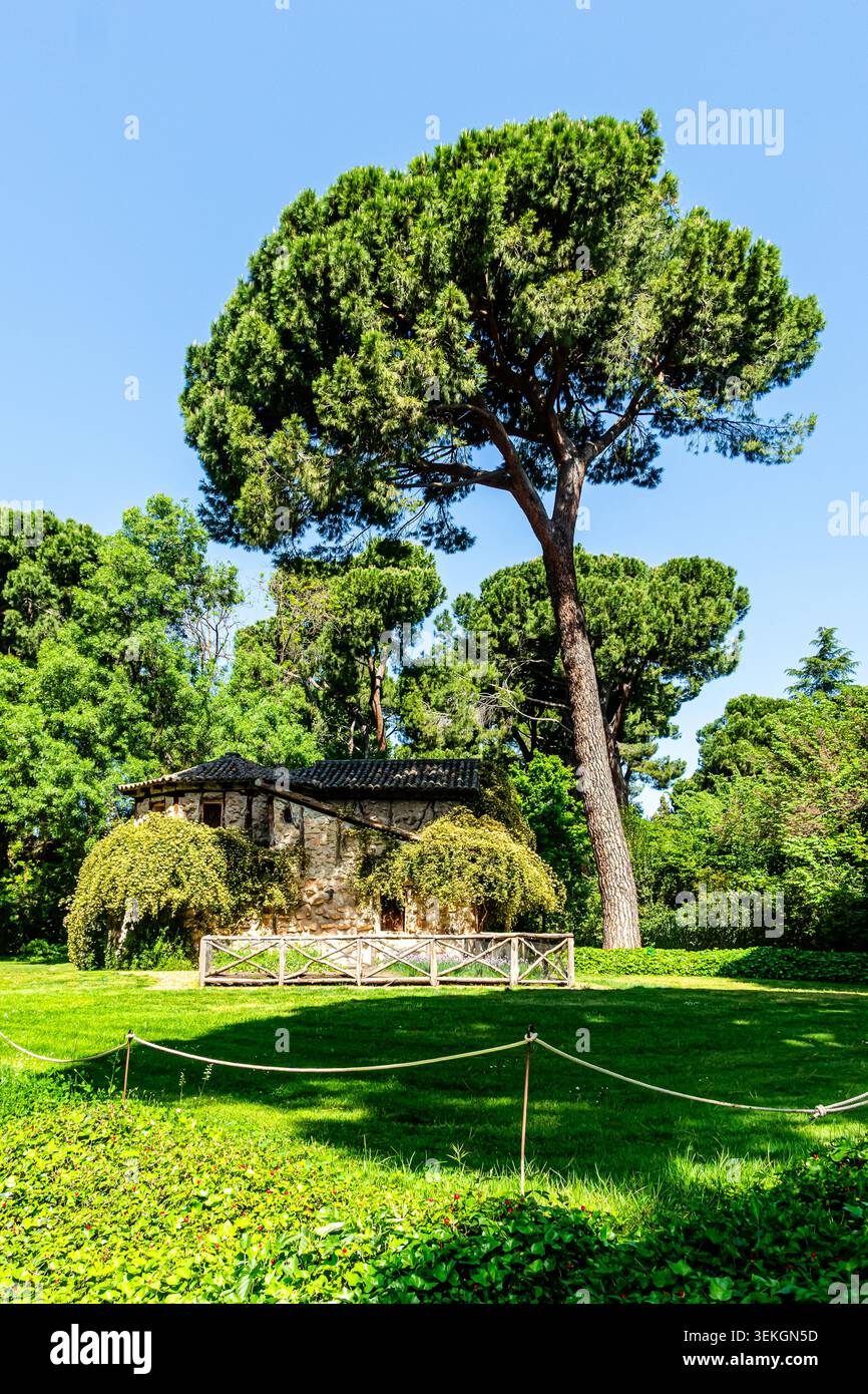 Capricho Park is one of Madrid most enchanting and historic gardens ...