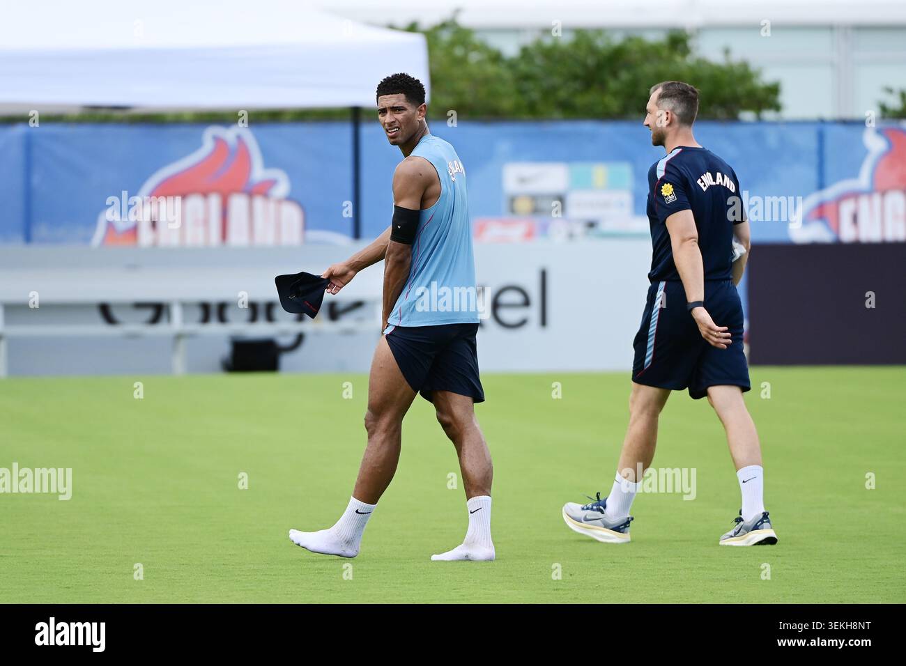 England's Jude Bellingham (left) during a training session at Palm ...