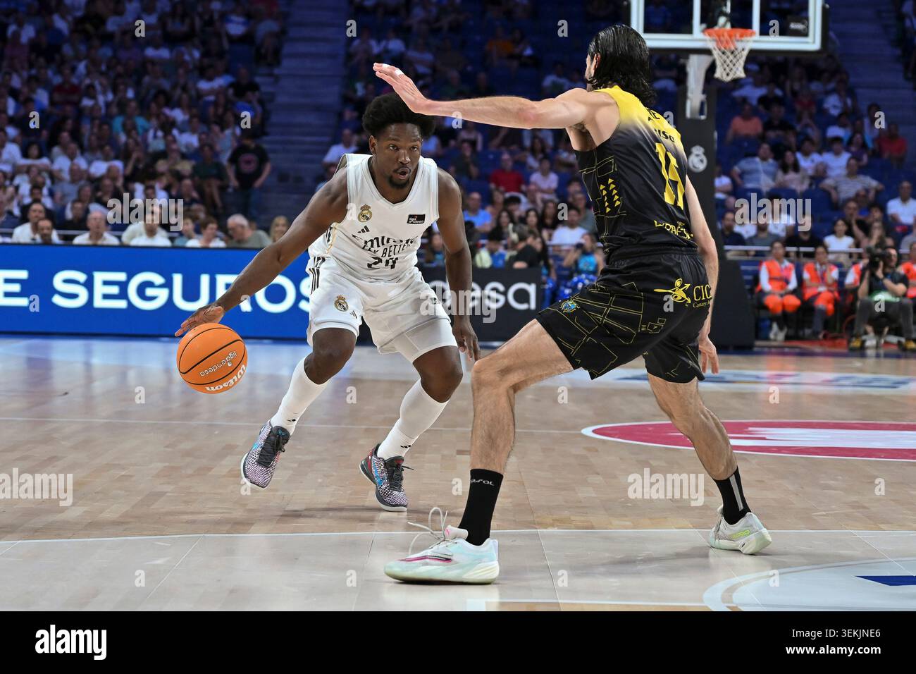 Andres Feliz of Real Madrid durante the Spanish basketball League ACB ...