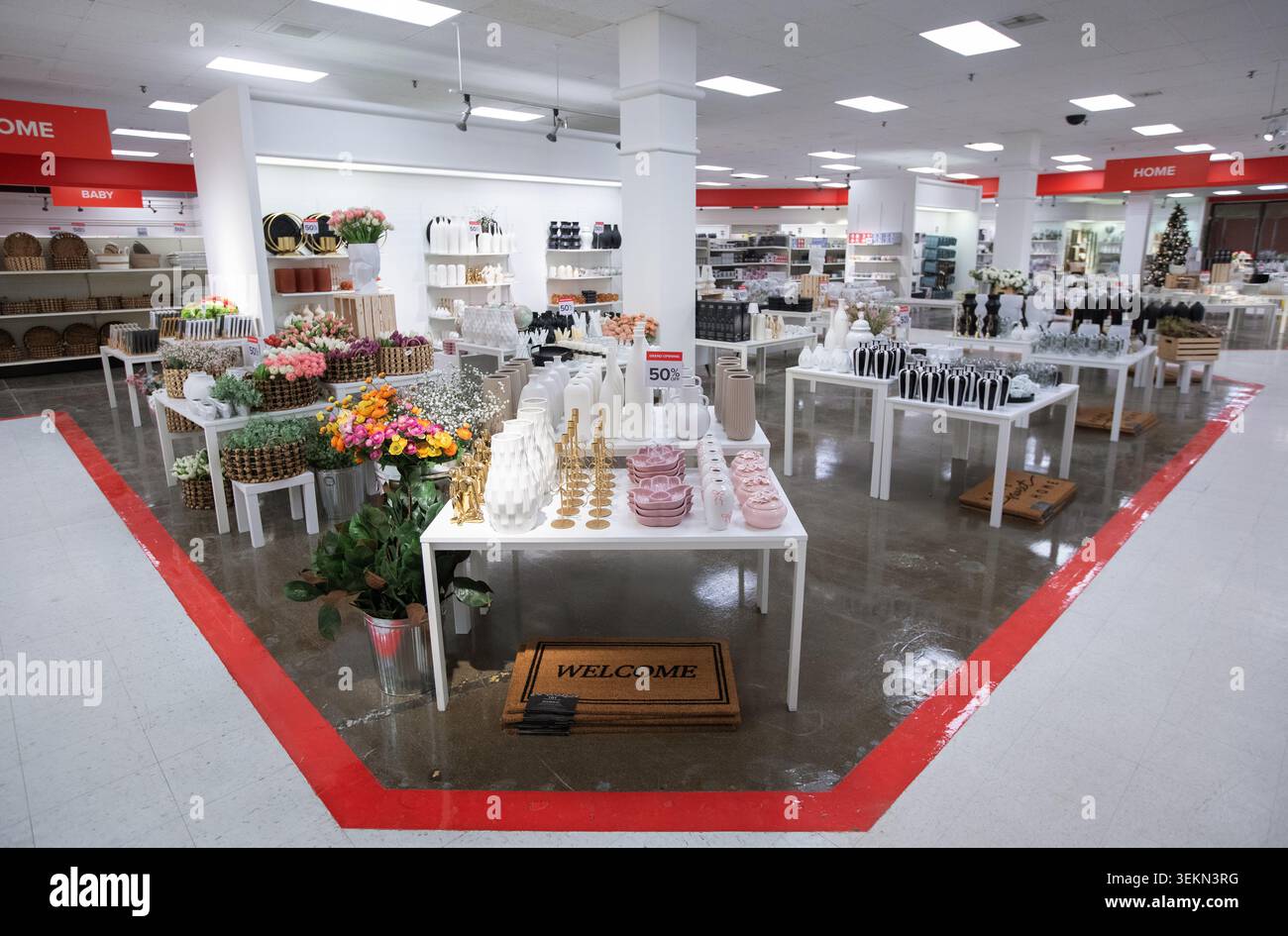 Home section at the new Zellers in Edmonton on Wednesday Oct. 30, 2025 ...