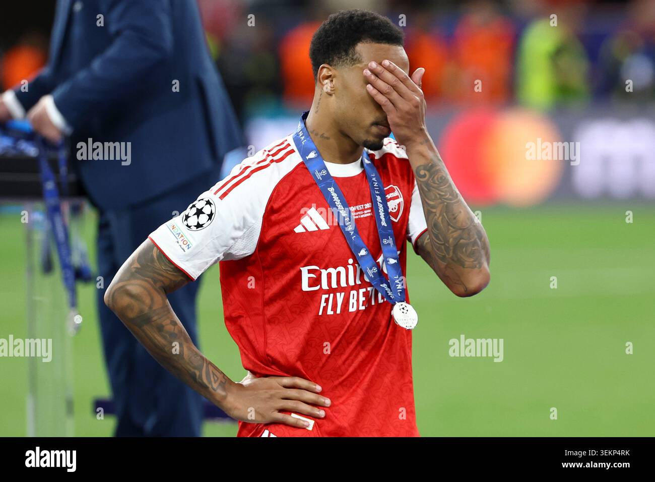 Gabriel Magalhaes of Arsenal rues his missed penalty after the Paris ...
