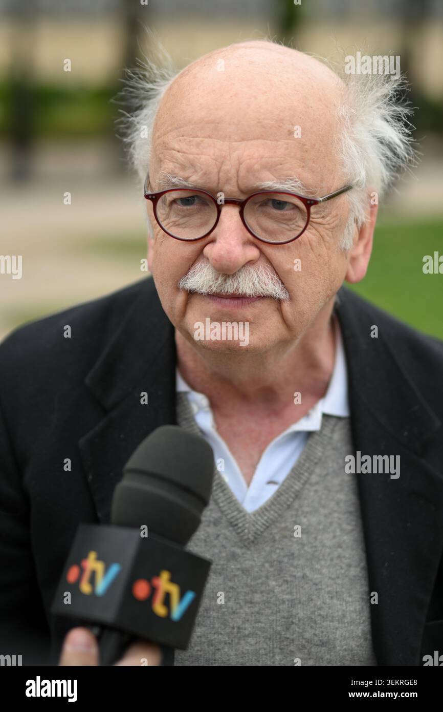 Erik Orsenna - national tribute to late French philosopher and ...