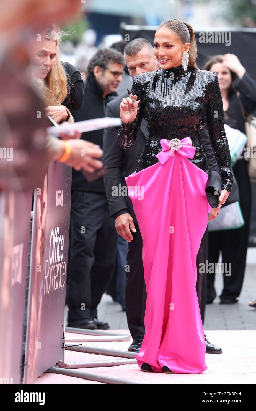 Jennifer Lopez poses for photographers upon arrival at the premiere of ...