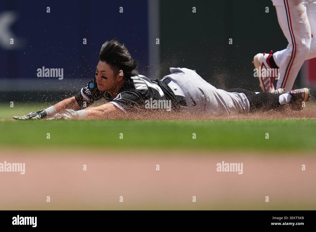 Chicago White Sox's Rikuu Nishida dives to reach second base off a ...