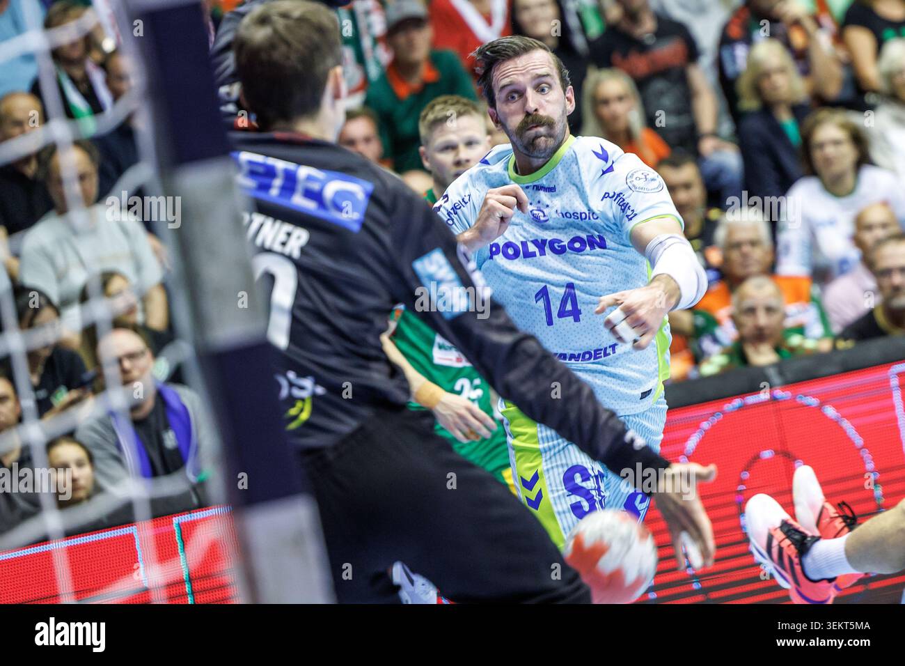 03 June 2026, Saxony-Anhalt, Magdeburg: Handball, Men: Bundesliga, SC ...