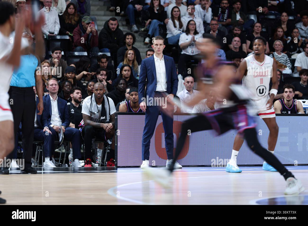 Julius THOMAS - Head Coach (Paris Basket) during the Betclic Elite game ...
