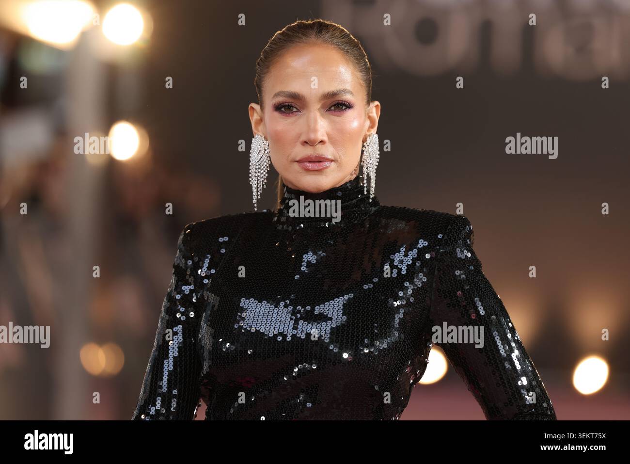 Jennifer Lopez poses for photographers upon arrival at the premiere of ...