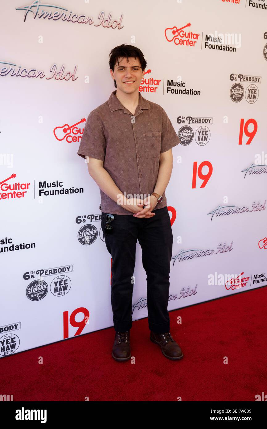 Nashville TN June3: Jack Thistle at The American Idol 19 Recordings ...