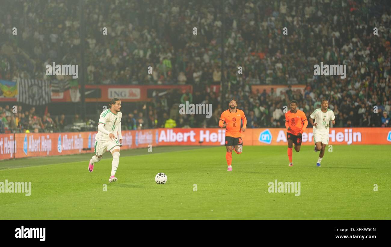 The Algerian team surprised the Netherlands with a 1-0 victory in ...
