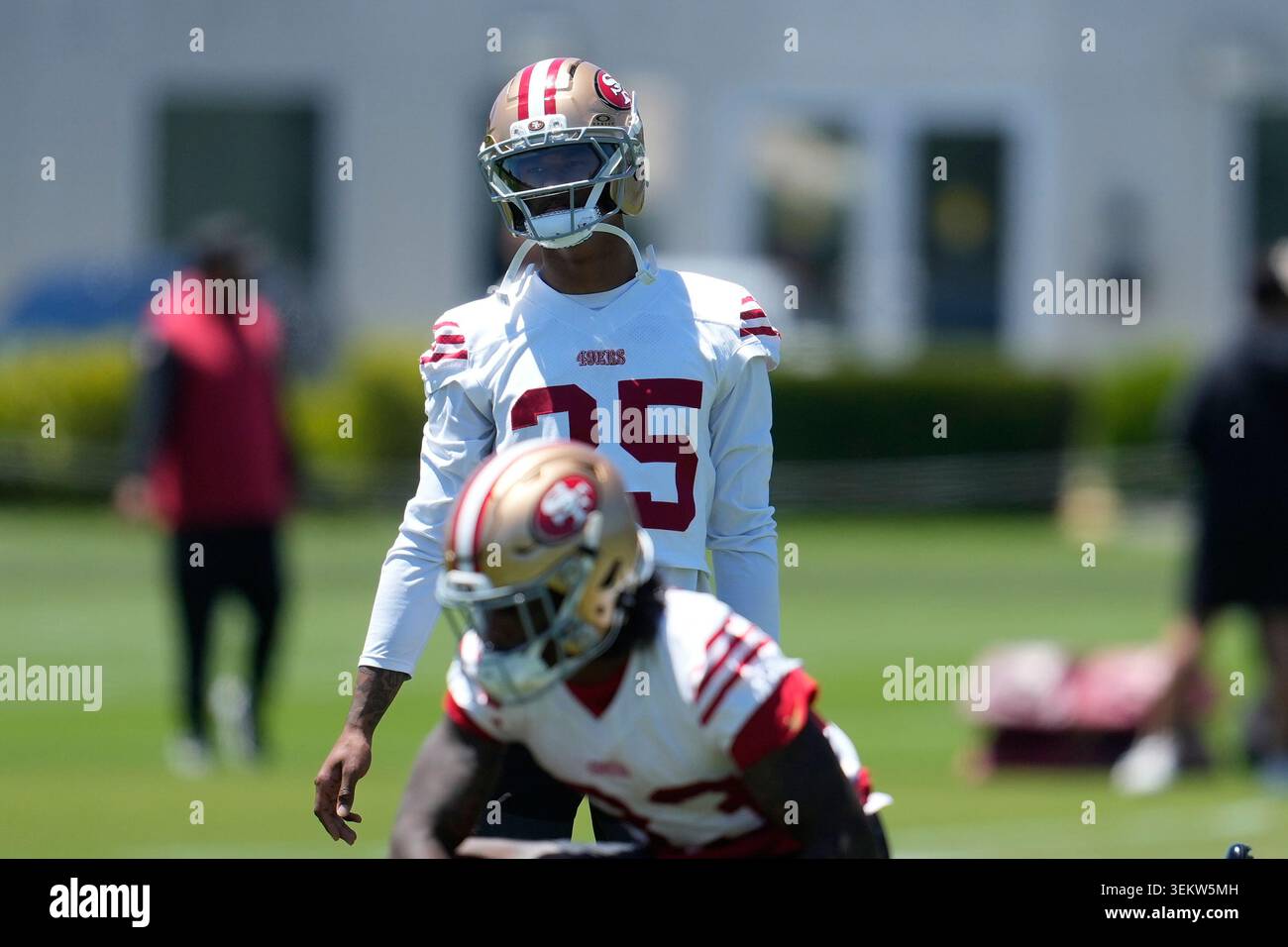 San Francisco 49ers' Ephesians Prysock, top, during NFL football ...