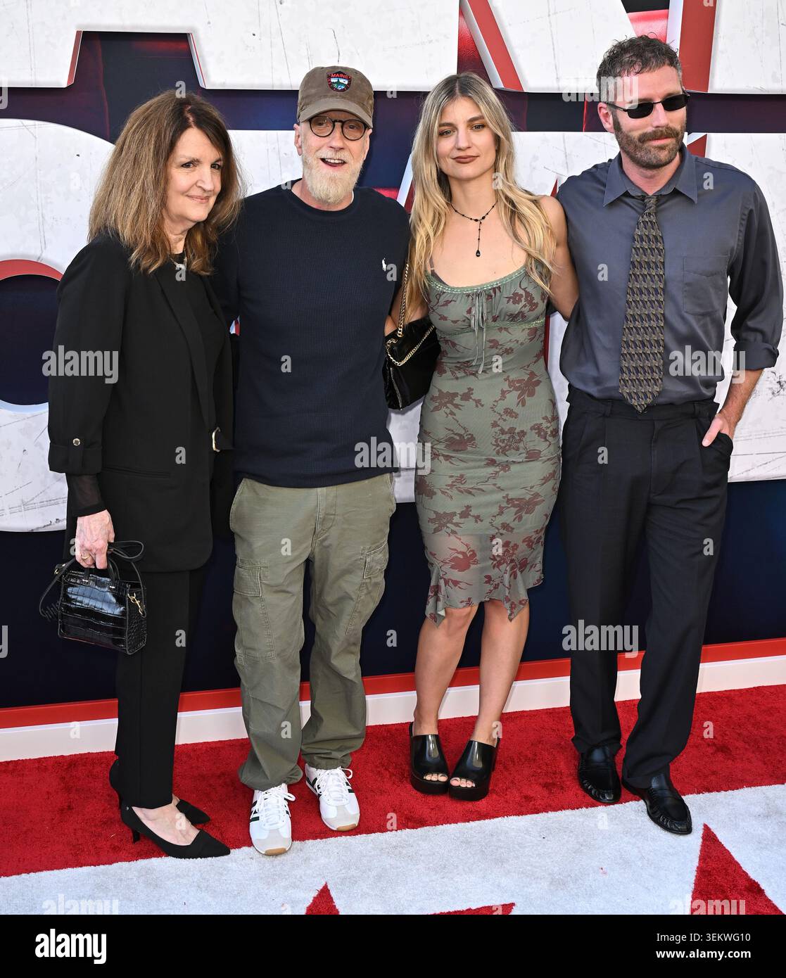 Chris Elliott arriving to Paramount Pictures “Scary Movie” world ...