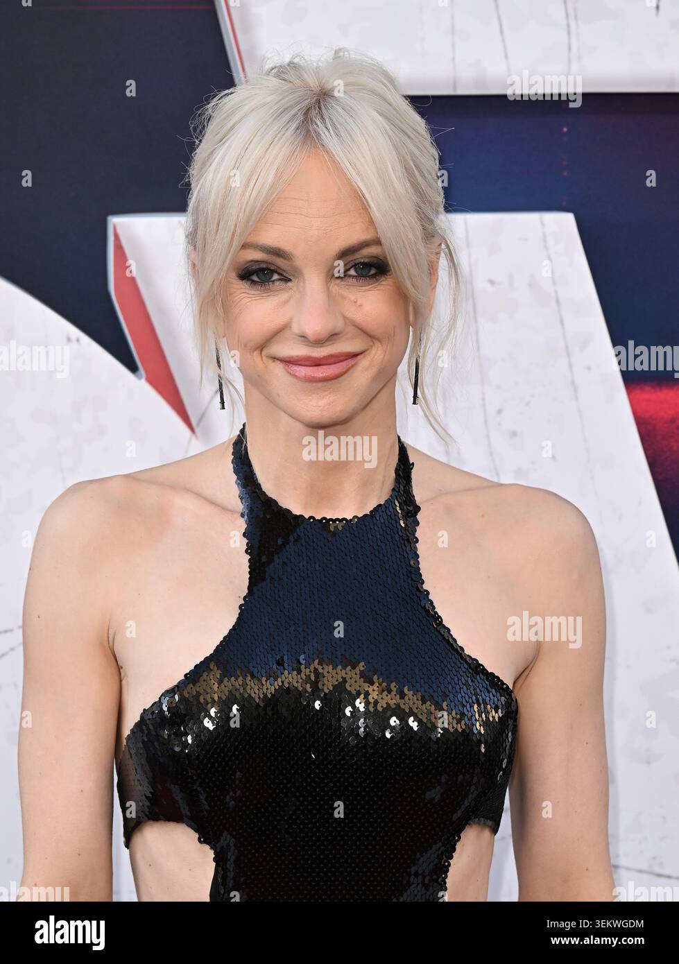 Anna Faris arriving to Paramount Pictures “Scary Movie” world premiere ...