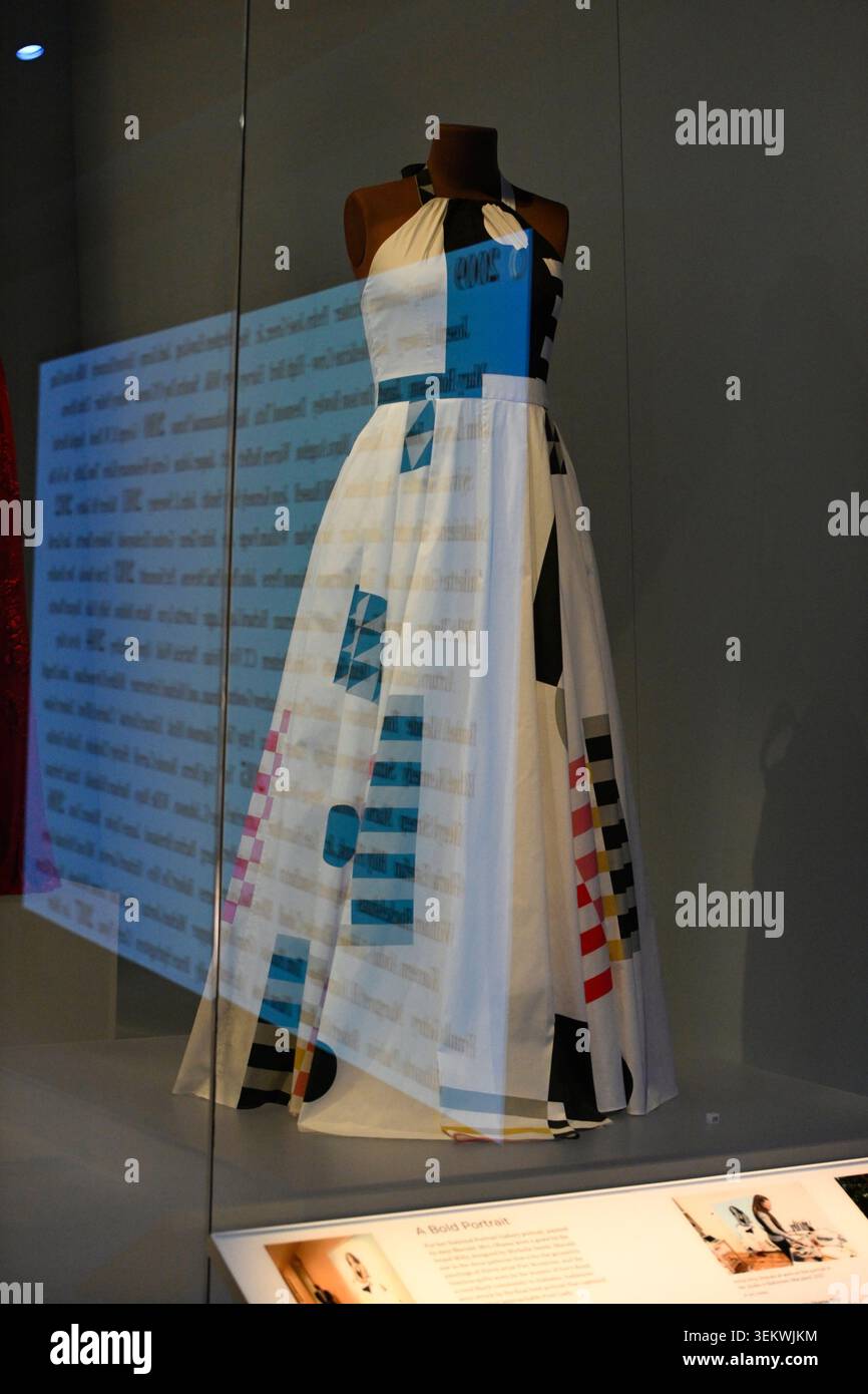 Former First Lady Michelle Obama's dresses on display at the Obama ...