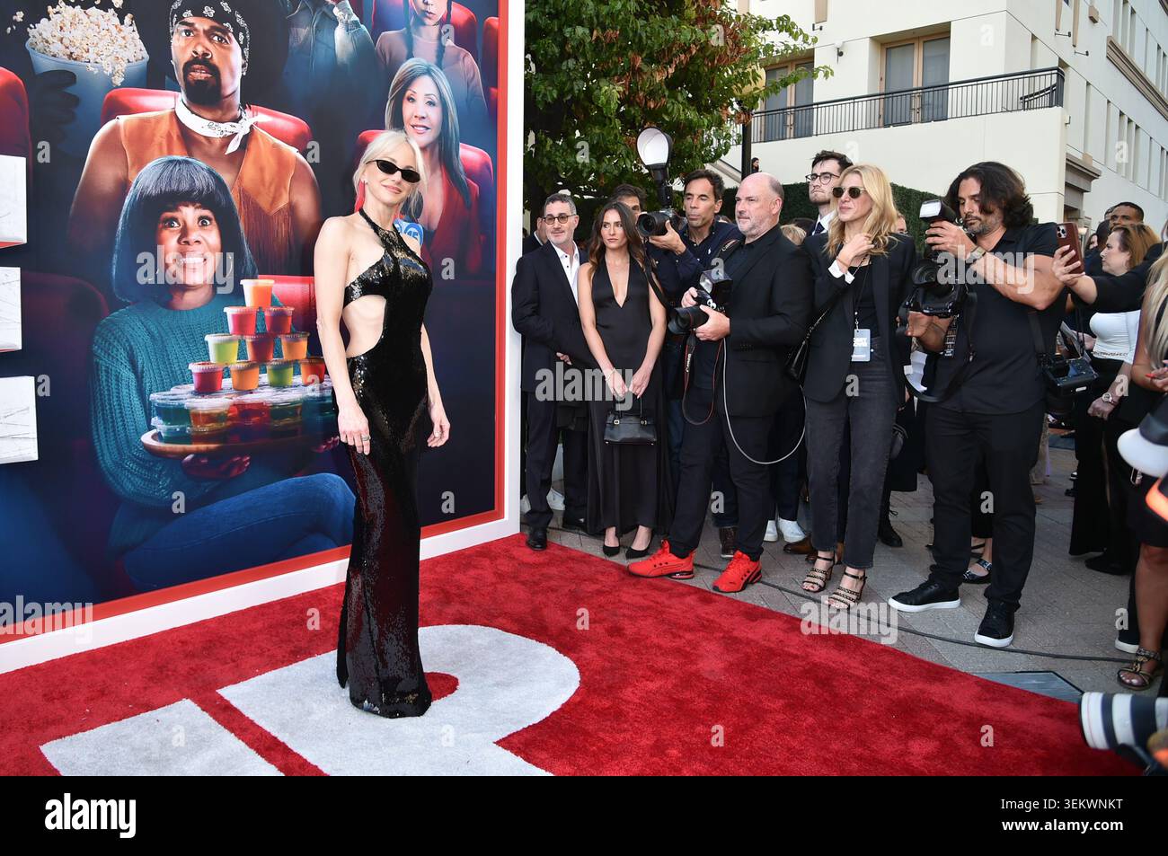 Anna Faris arrives at the premiere of "Scary Movie" on Wednesday, June ...
