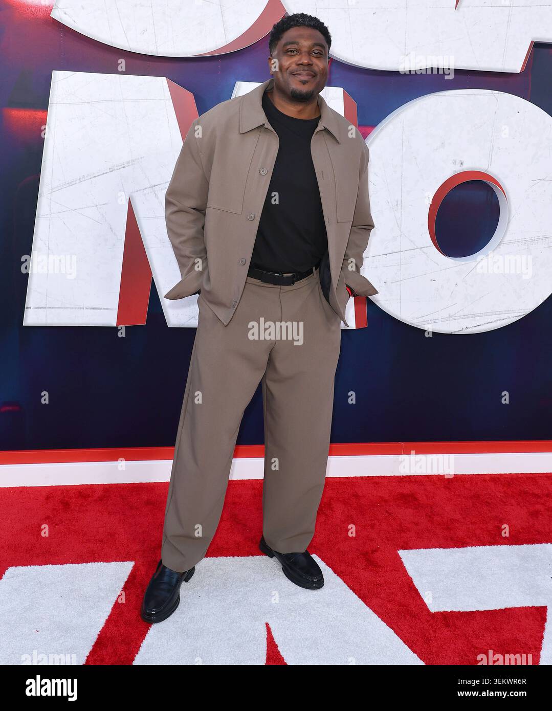 Maurice Hill arrives at Scary Movie Global Premiere held at Paramount ...