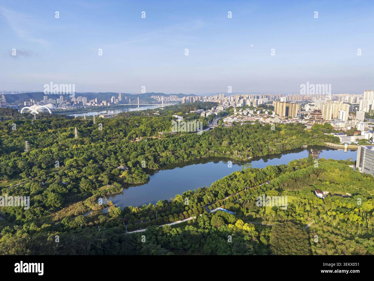 Aerial photos show Nanning's lush urban landscape with South Lake Park ...