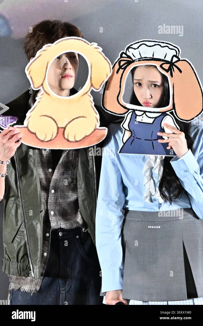 Actors Guan Xiaotong and Li Yunrui promote their drama 'Dazzling ...