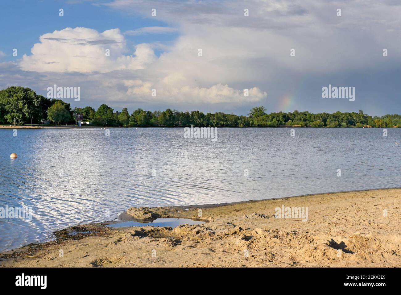 20.05.2026, Wolfsburg - Deutschland. Blick auf den Allersee bei ...