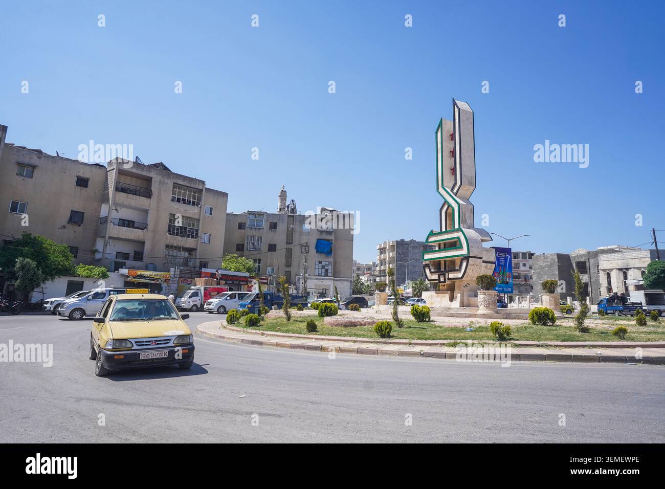 Traffic in the commercial centre in the city of Idlib , Northern Syria ...