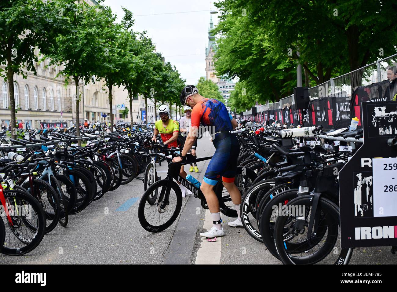07.06.2026, GER; Ironman Hamburg, Men in the picture the men in the ...