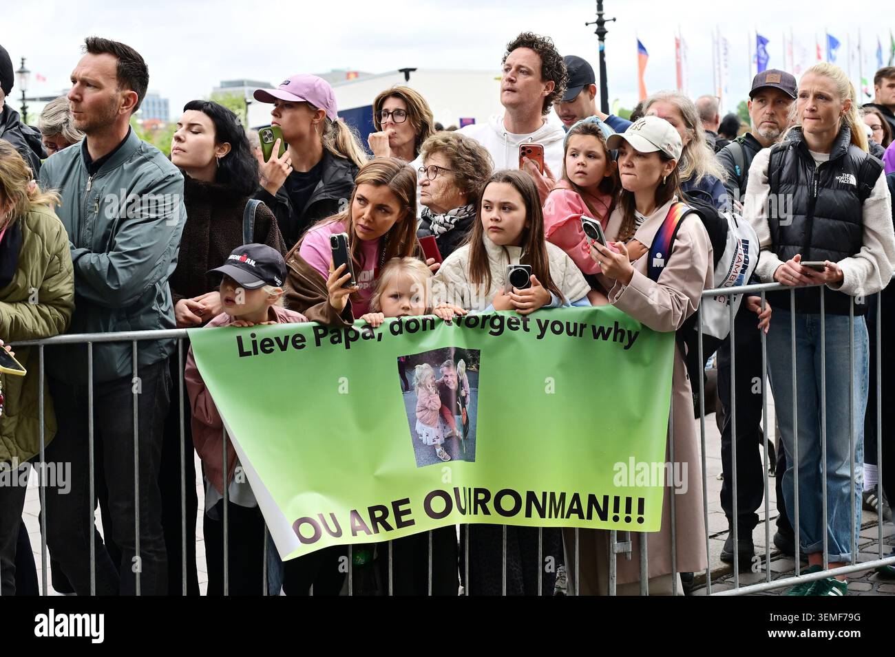06/07/2026, GER; Ironman Hamburg, Everyone in the picture Feature ...