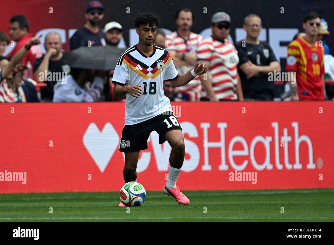 06 June 2026, USA, Chicago: Soccer: International match, USA - Germany ...