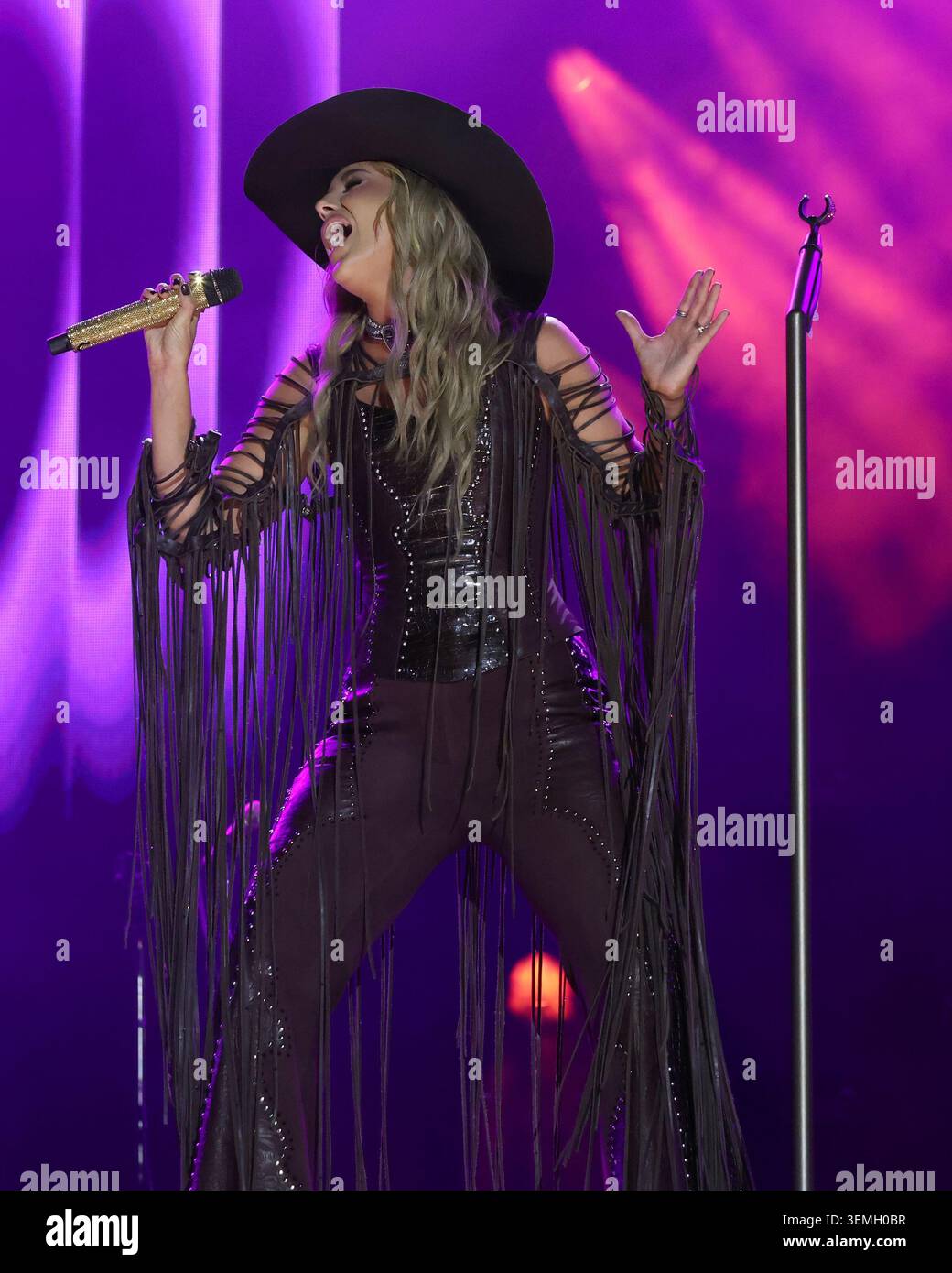 Lainey Wilson onstage at day three of the CMA Music Festival held at ...