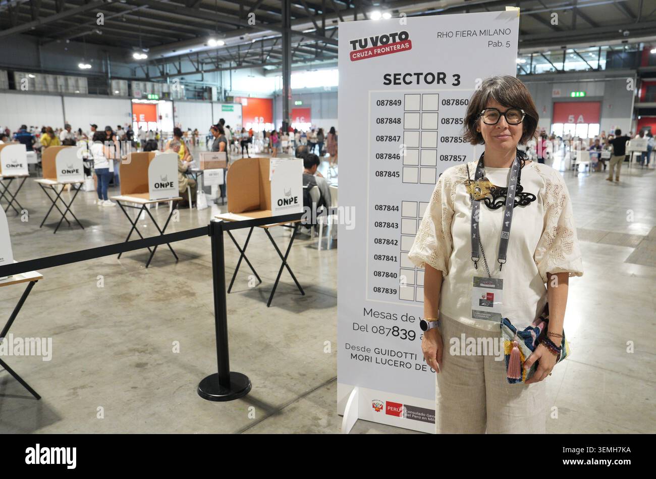 IPA85445102 - Milan, , 07-06-2026 , Peru citizens at the voting for the ...