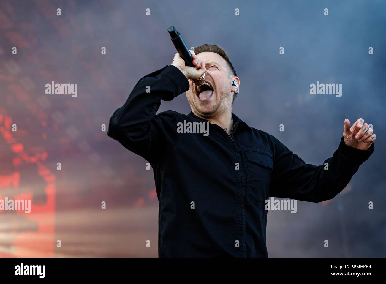 07 June 2026, Bavaria, Nuremberg: Sam Carter, singer of the British ...
