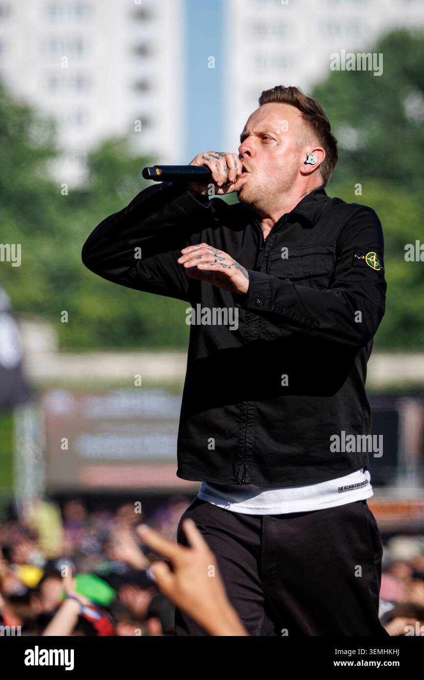 07 June 2026, Bavaria, Nuremberg: Sam Carter, singer of the British ...