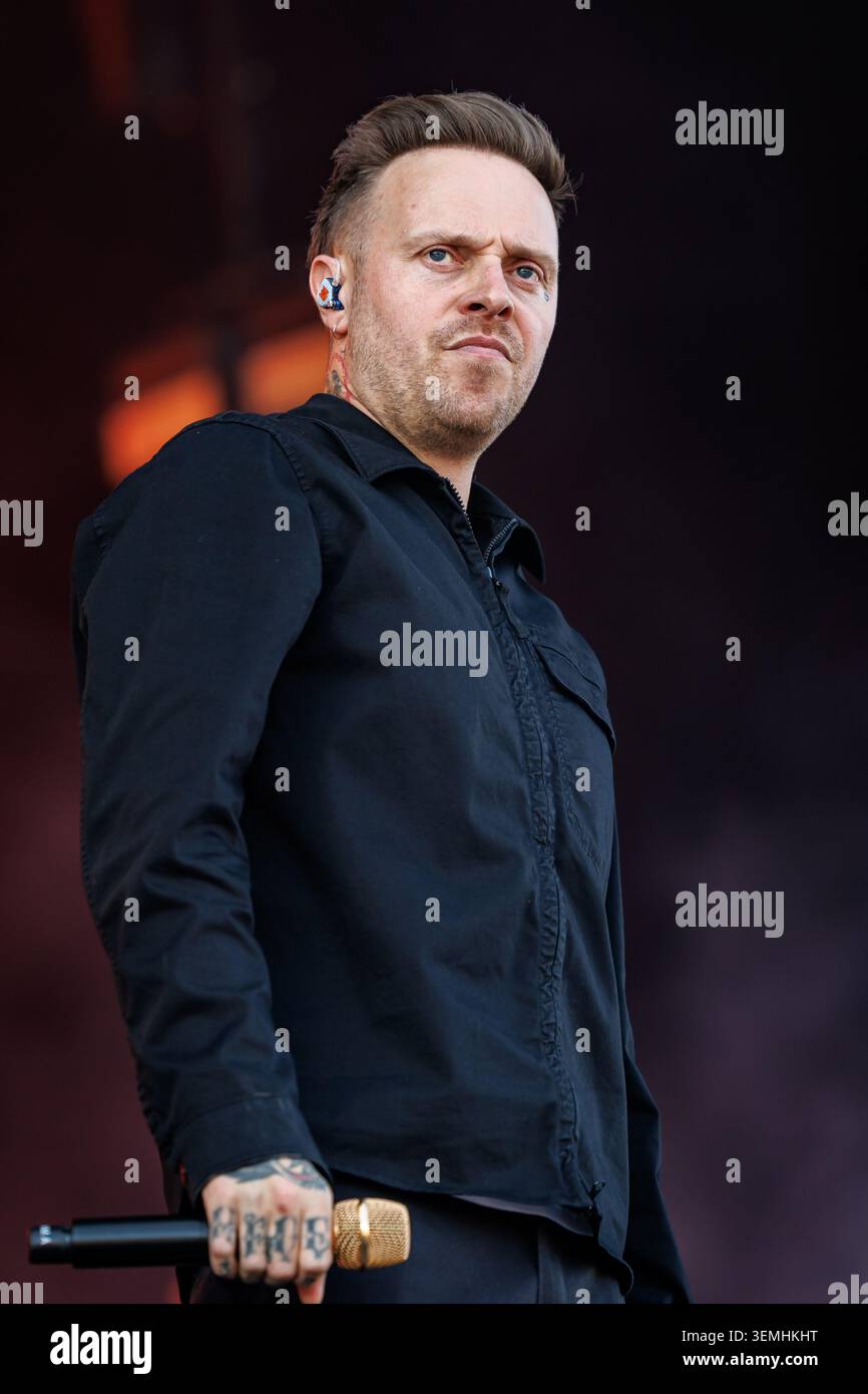 07 June 2026, Bavaria, Nuremberg: Sam Carter, singer of the British ...